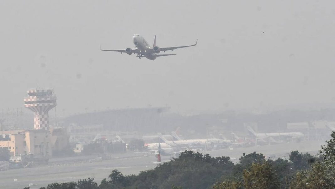 IndiGo Warns Of Flight Disruptions Due To Fog In Delhi And Northern ...
